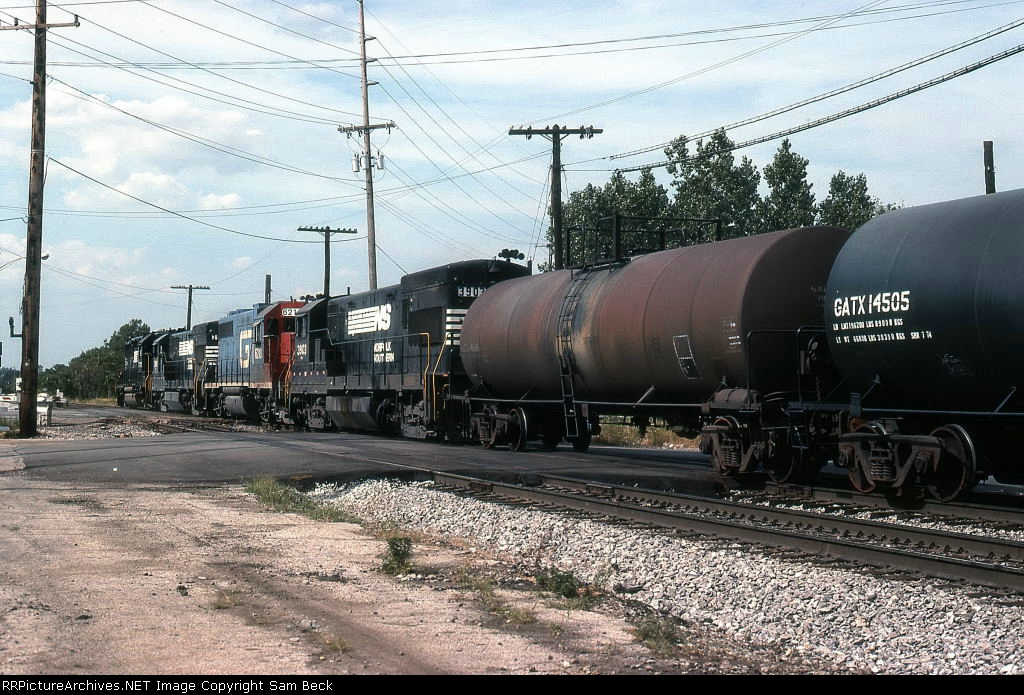 NS 3903, GTW 6213, NS 3917, and NS 7071